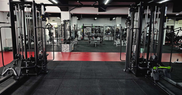 Kratos Gym Arad - orar, servicii, clase, contact